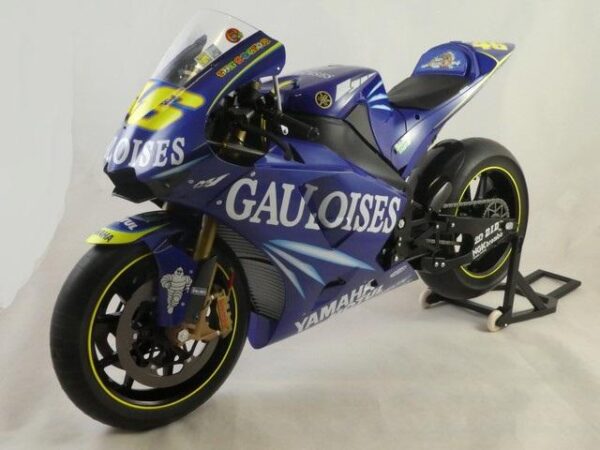 Yamaha YZR-M1 2004 Minichamps 1:4 042 043046 - Modellini Moto Diecast