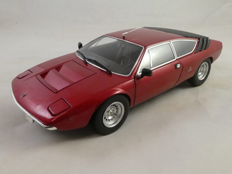 Lamborghini Countach LPI 800-4 – La F1 del modellismo